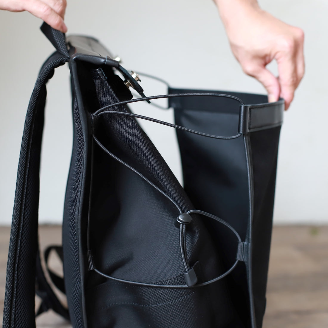 Fidlock（フィドロック）とは？｜革新的なマグネットバックルの魅力を解説 – CuirVelo