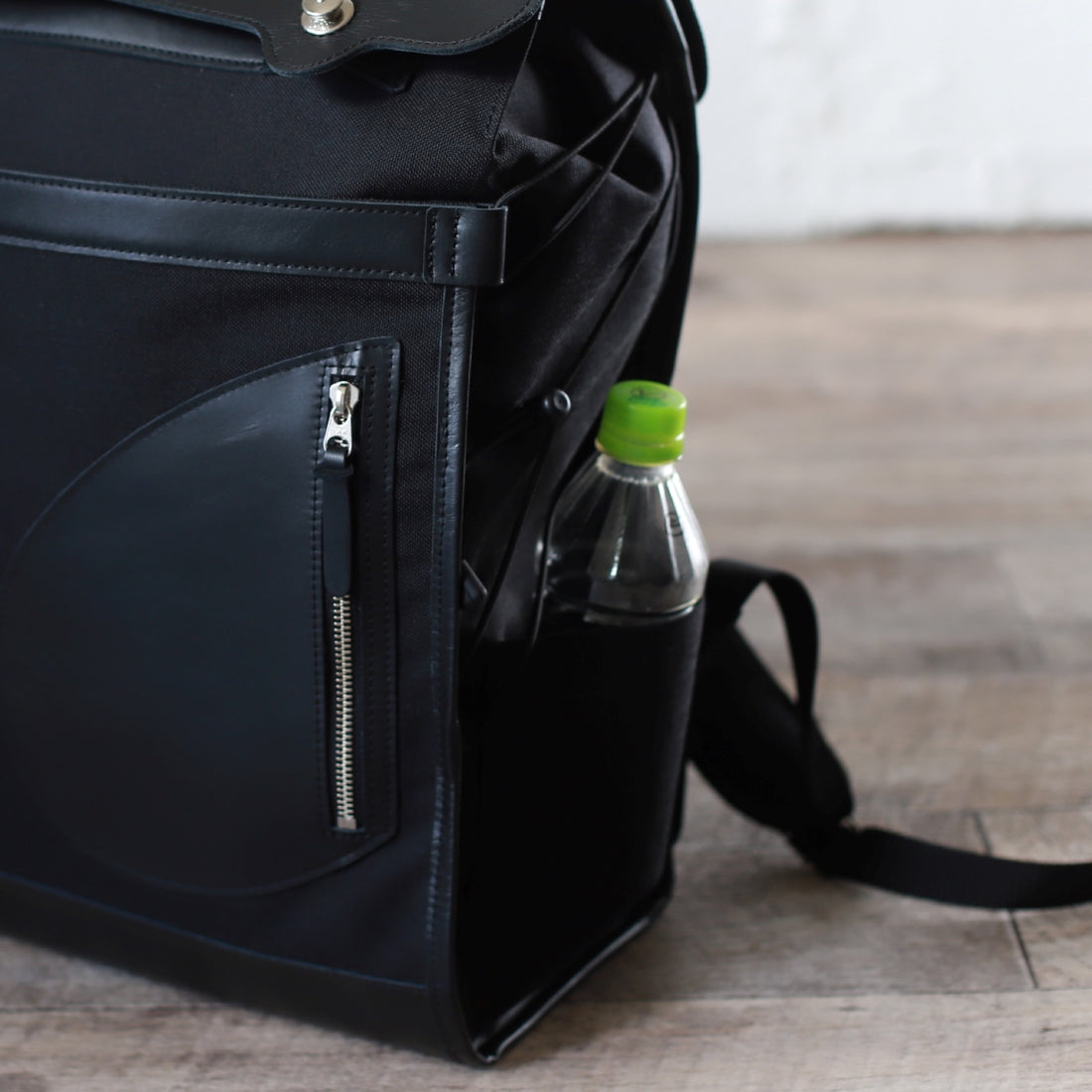 Fidlock（フィドロック）とは？｜革新的なマグネットバックルの魅力を解説 – CuirVelo